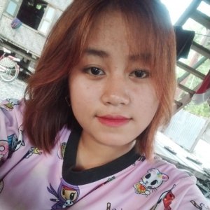 Watch 😘Yoon May🌜🌛 Live Stream on BIGO LIVE