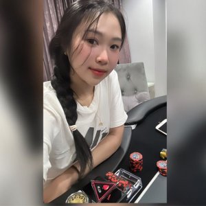 Watch ᎮᎶ☆anny🐷🇱🇦 Live Stream on BIGO LIVE