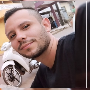 Watch 👑⃟⃝🧩Alex Brito Live Stream on BIGO LIVE