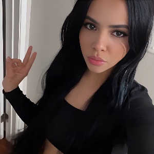 Watch Ivy Rojas Live Stream on BIGO LIVE