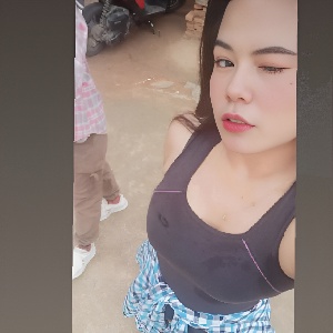 Watch Vera Anggraini Live Stream on BIGO LIVE