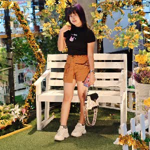 Watch 😘Myat Lay😘💞💞 Live Stream on BIGO LIVE