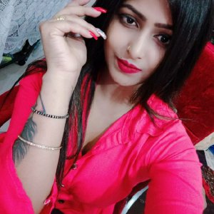 Watch Riya Hot👩‍ ️👨 Live Stream on BIGO LIVE