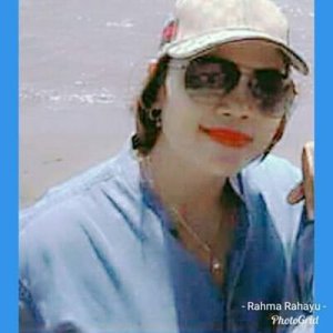 Regardez Rahma Rahayu en direct sur BIGO LIVE.