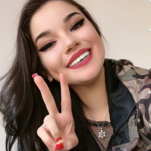 Watch ESTEFANIE Live Stream on BIGO LIVE