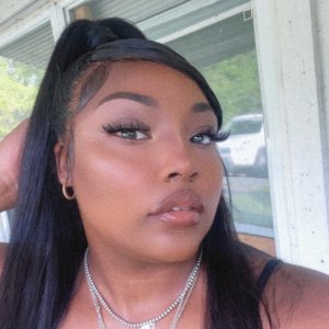 Watch Neenee💕 🍍 Live Stream on BIGO LIVE