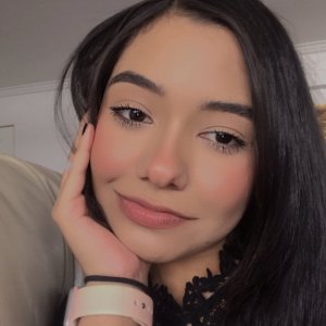 Watch 👑Arii Live Stream on BIGO LIVE