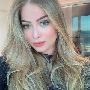 欢迎来到🦊 Mari的直播间