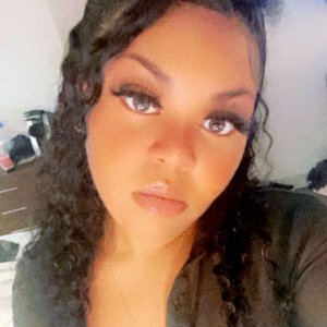 Watch PRETTYREDD🤩 Live Stream on BIGO LIVE