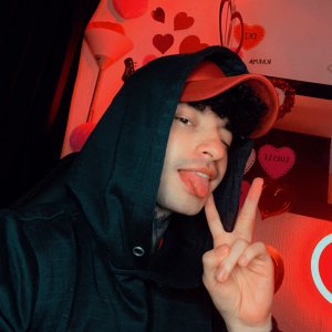 Watch 🐧Uzzel🐧® Live Stream on BIGO LIVE