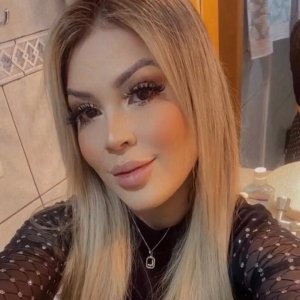 Watch 🔱 BARBIE LU 🐚 Live Stream on BIGO LIVE