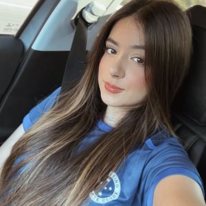 Watch LA MARI Live Stream on BIGO LIVE