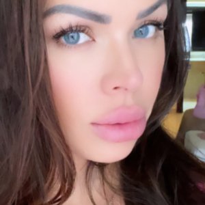 Watch Yendry Lobo Live Stream on BIGO LIVE