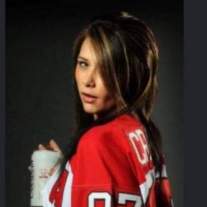 欢迎来到ThequeenbeeAlly的直播间