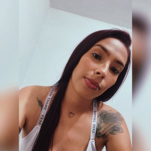 Watch A L E (𝐸𝒜🦁) Live Stream on BIGO LIVE