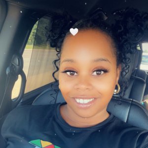 Watch Queen Lay Live Stream on BIGO LIVE