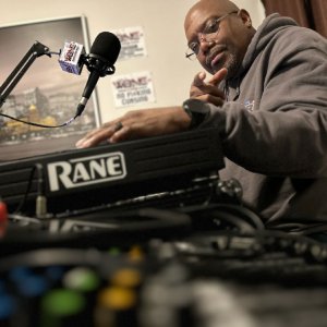 Watch Dj CL Smoov Live Stream on BIGO LIVE