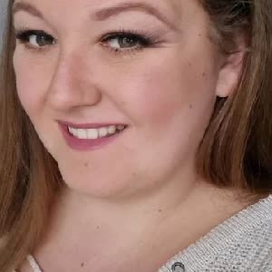 欢迎来到Diamond Queen的直播间