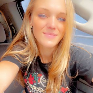 欢迎来到💎ℓⅈℓෆ𝜶ෆ𝜶8💎的直播间