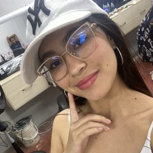 Watch 🌸LA CHIKIS🌸 Live Stream on BIGO LIVE