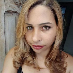 欢迎来到🤗 Hellen Lima ?的直播间