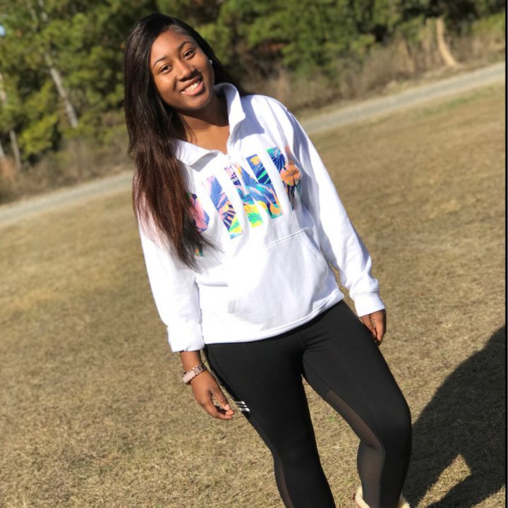 Queen_Shay ️(BIGO ID: 223593980) | BIGO LIVE